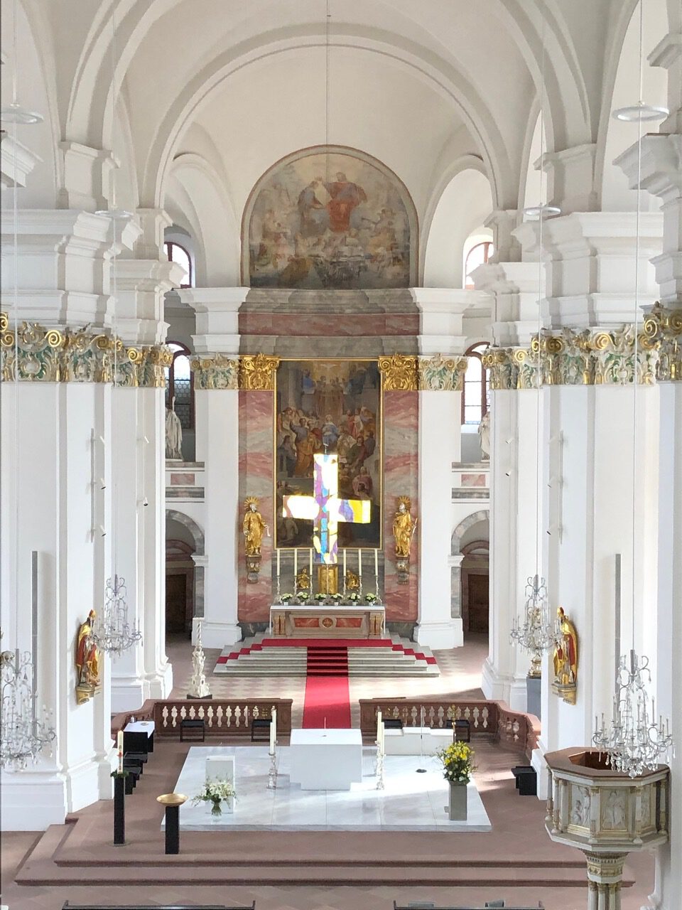 „Öffne dein Herz für das Licht“ - spirituelle Kirchenführung mit Texten ...